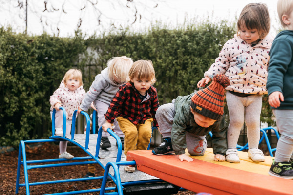 Busy Bees - The Importance of Outdoor Play